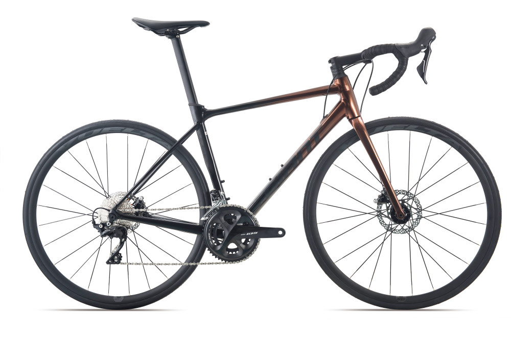 GIANT TCR SLR DISK。なぜ中国ではあの軽量アルミロードが？？ | ロードバイクが欲しい！初心者向けナビ