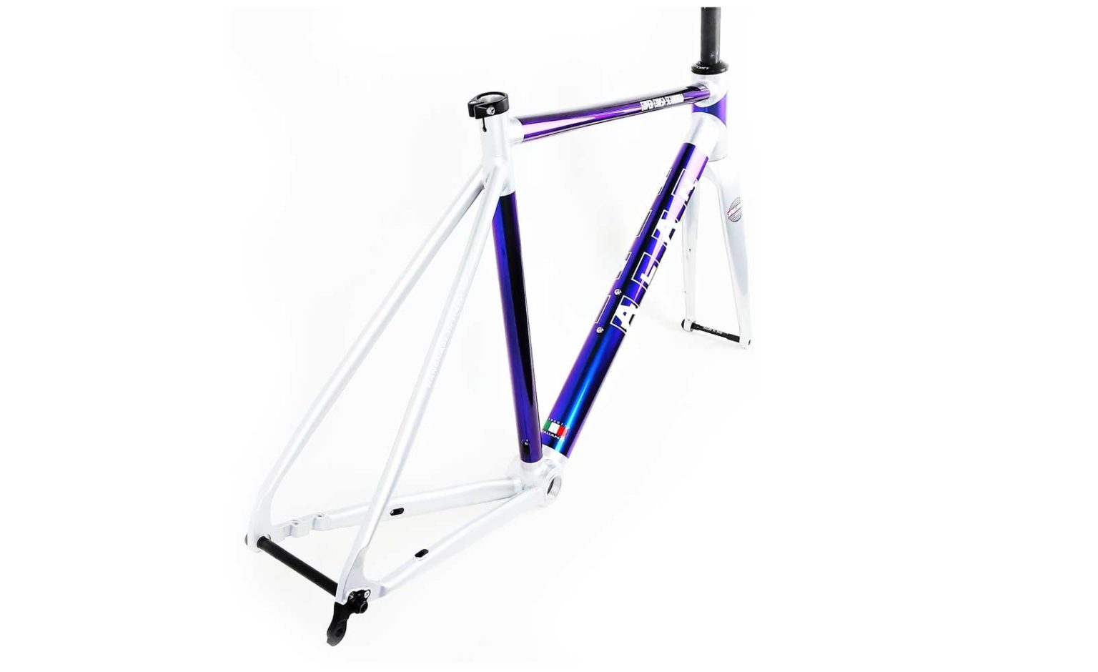 [2024]ALAN BIKEのSuper Corsa Scandium。名前の通りスカンジウムフレームです。 | ロードバイクが欲しい！初心 ...